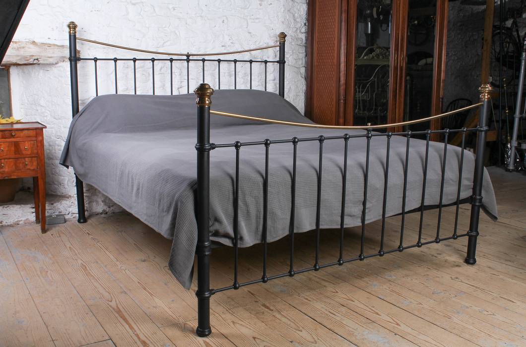 Tasteful and Timeless Super King Size Dip Rail Edwardian